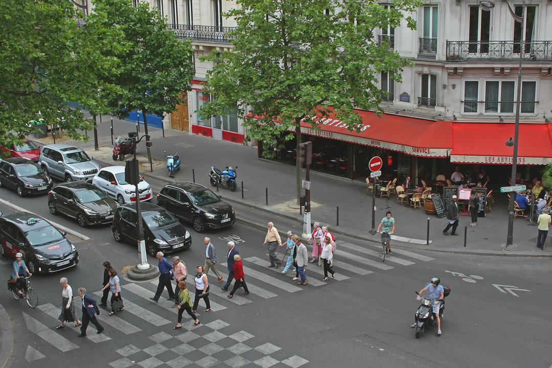 Guide To Driving In France: Road Rules & Advice