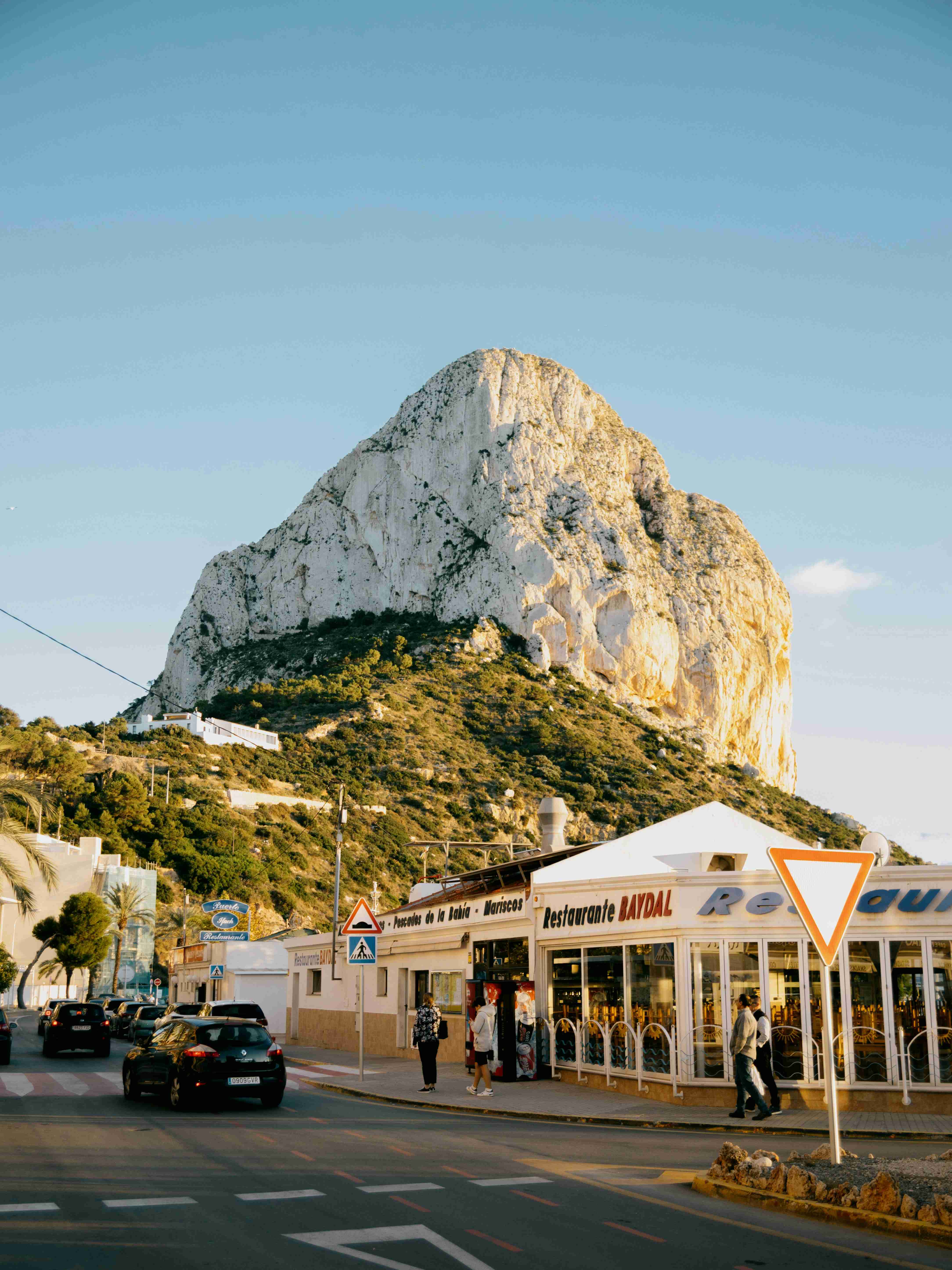 A Guide to the Best Car Insurance Options in Gibraltar in 2024 | IDA