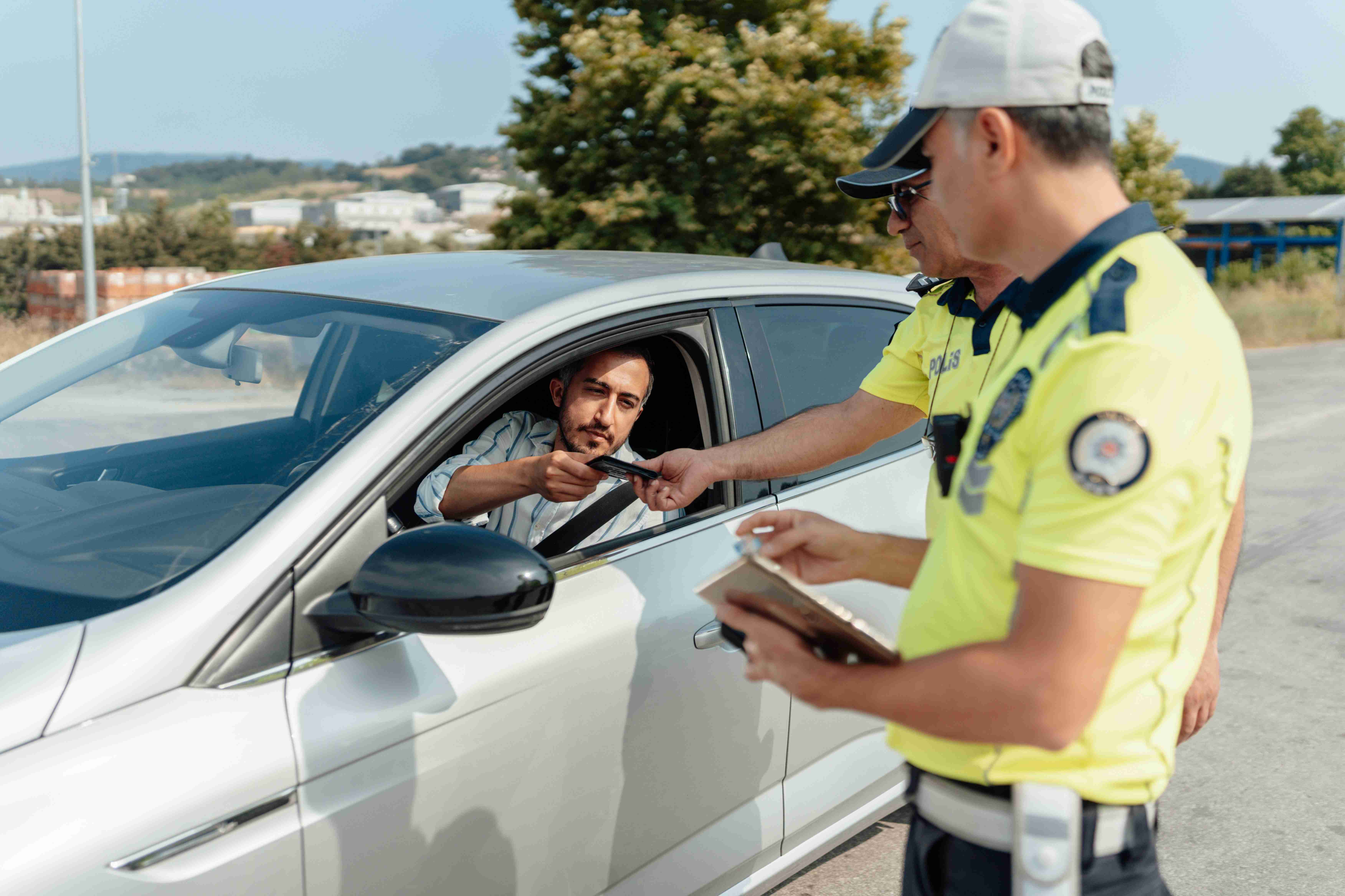 Tips for Avoiding Traffic Violations While Driving Abroad