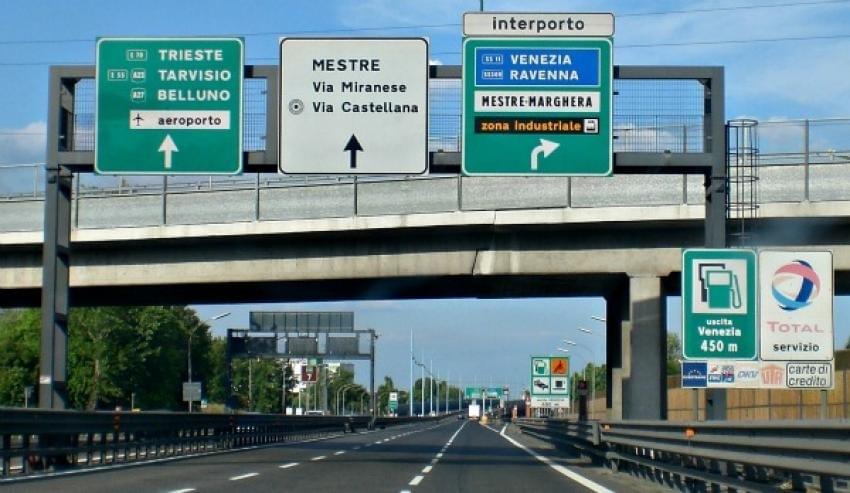 Itália Guia de condução 2021 | Guia definitivo de condução na Itália ...