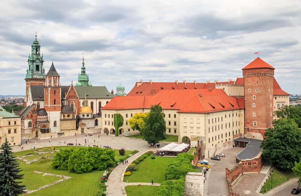 Things to Know Before Traveling to Poland: Ultimate Guide